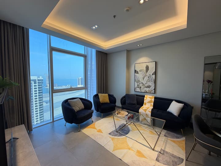 Urban Apartment With Sea View - Manama