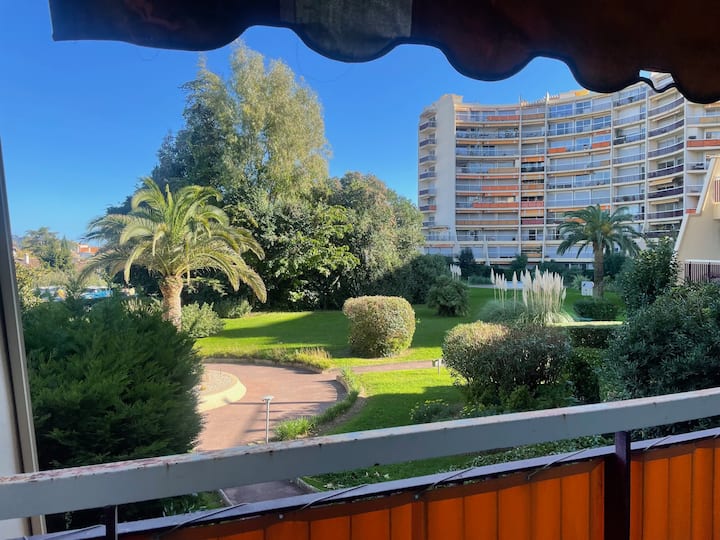 Idéal Pour Déconnecter Et Proche De Tout. - Mandelieu-la-Napoule