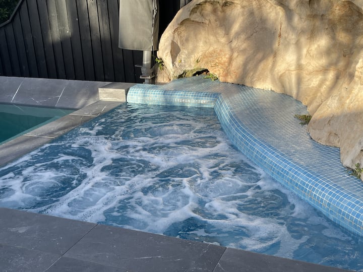 Freshwater Studio - Manly