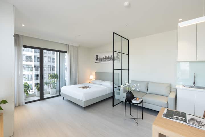 Spacious Studio - Big Pool - Secc Rmit Korea Town - Vietnam