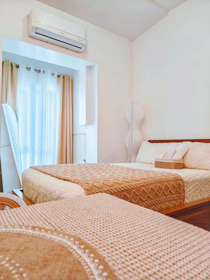 Cozy Studio In Qc | 4k Projector | Pool & Gym - Quezon City