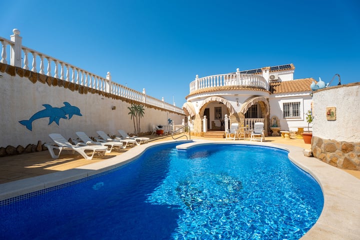 Corner Villa With Private Pool & Rooftop Views - Elche