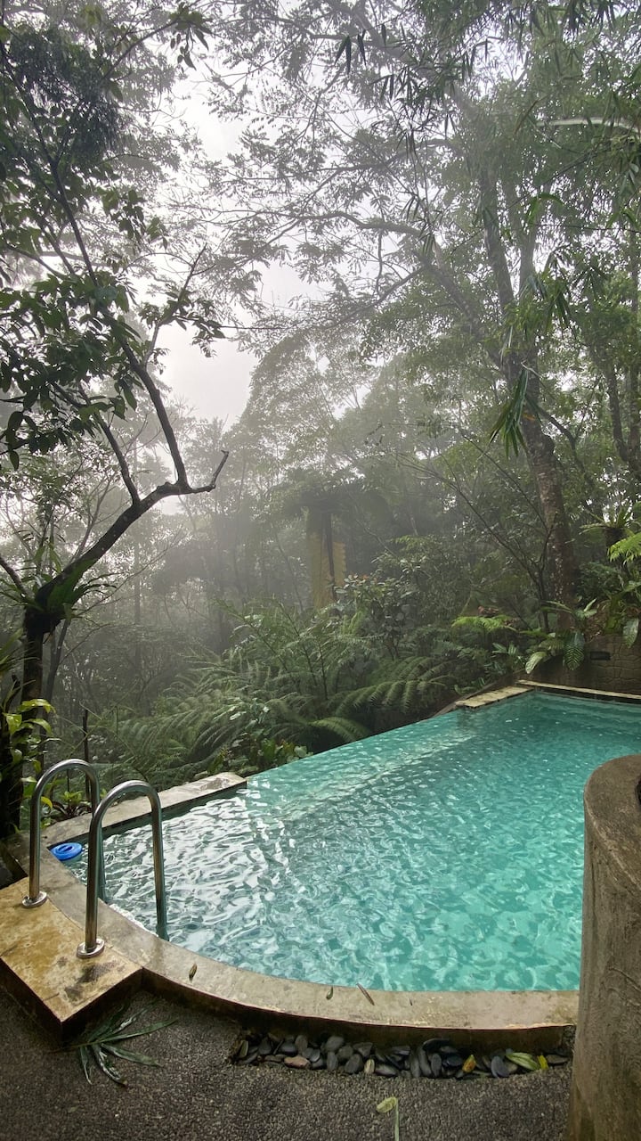 Scenic Teepee Tent (Cabin Type) Stay Near Tanay – - Filipinas