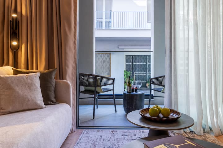 Anexartisias Studios – Studio Olive| Rooftop & Gym - Limassol