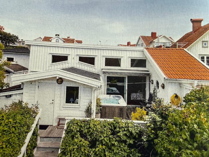 Stuga I Centrala Grebbestad - Grebbestad