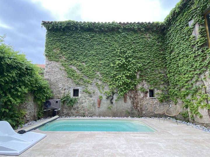 Belle Maison De Caractère Rénovée Avec Piscine - Département Aude