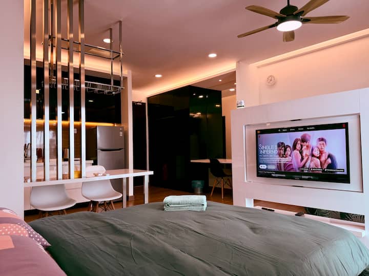 1c1 Sunset View High Floor Free Netflix 1 Parking - 彭亨