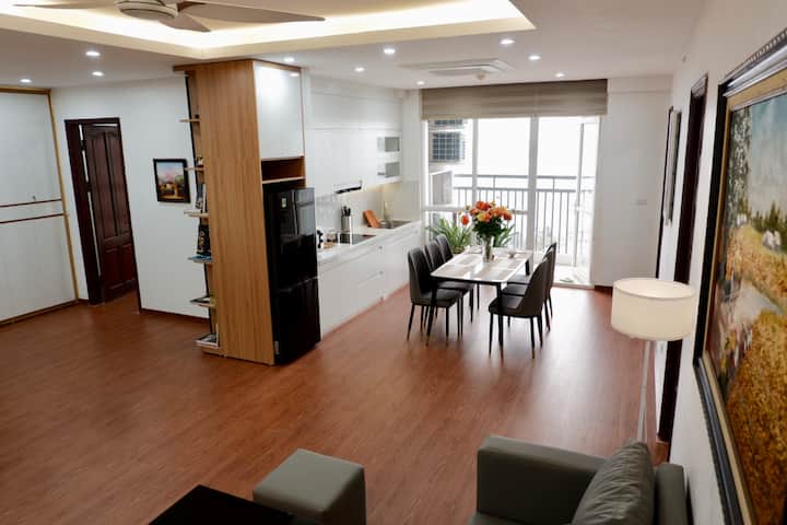 Truly Hanoi – Westlake Vista Modern 3br Apartment - China