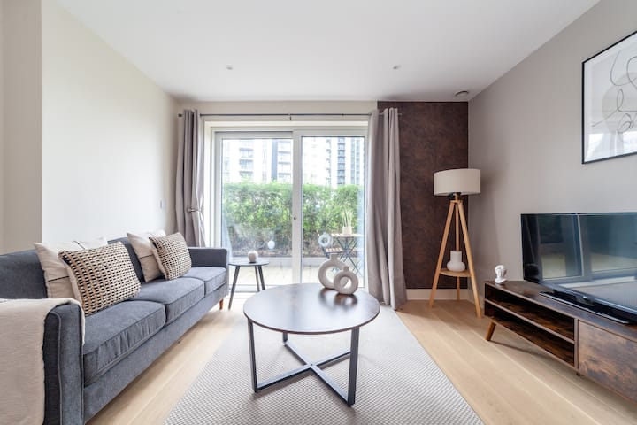 2-bed Riverside Stay | Ideal 7+ Nights - Woolwich
