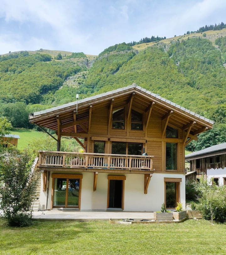 Beautiful Chalet With Hot Tub In Montriond - Avoriaz