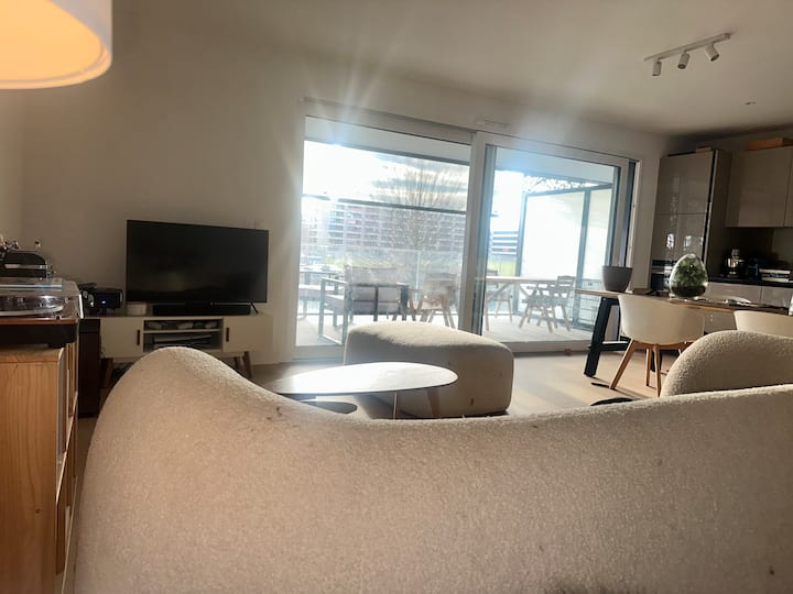 Chambre Privée à Nyon, Ambiance Calme - Nyon