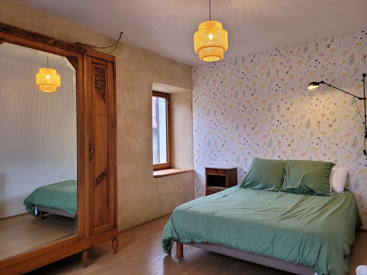 Ancien Atelier Aménagé En Cosy 2 Pièces, Au Calme - La Féclaz