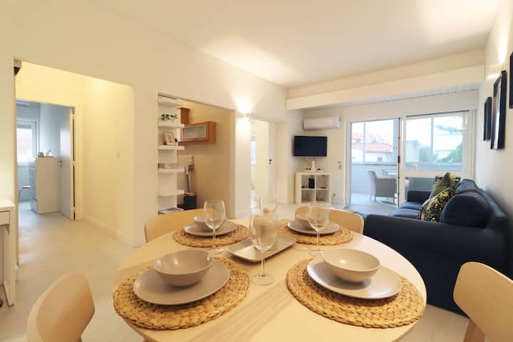 Luminoso E Aconchegante No Centro De Cascais - Cascais