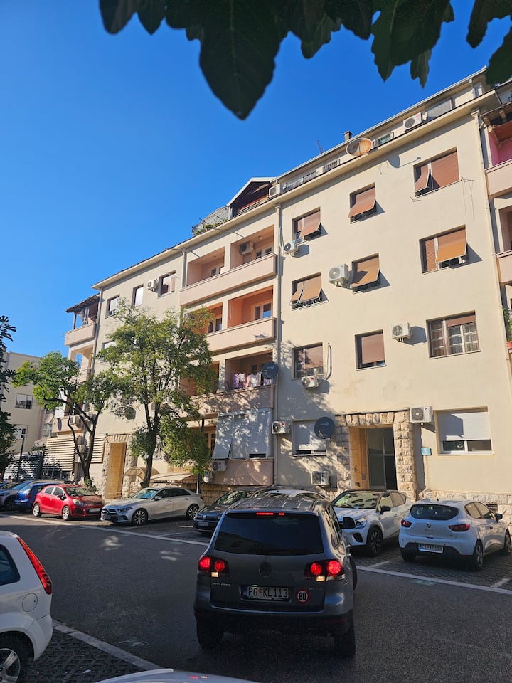 Apartment K8 Center - ポドゴリツァ