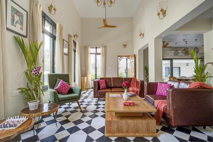 Faodail 30 - 5bhk Luxury Pool Villa @ Vagator - Goa