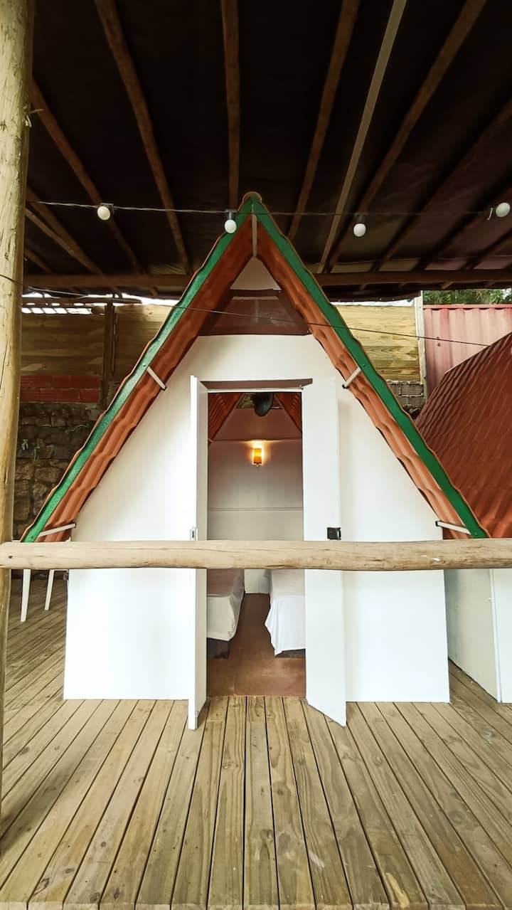 Cabanas No Centro De Ilhabela, Frente Para O Mar. - Ilhabela