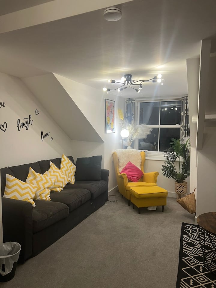 Central Falmouth Flat In The Heart Of The Town - Falmouth