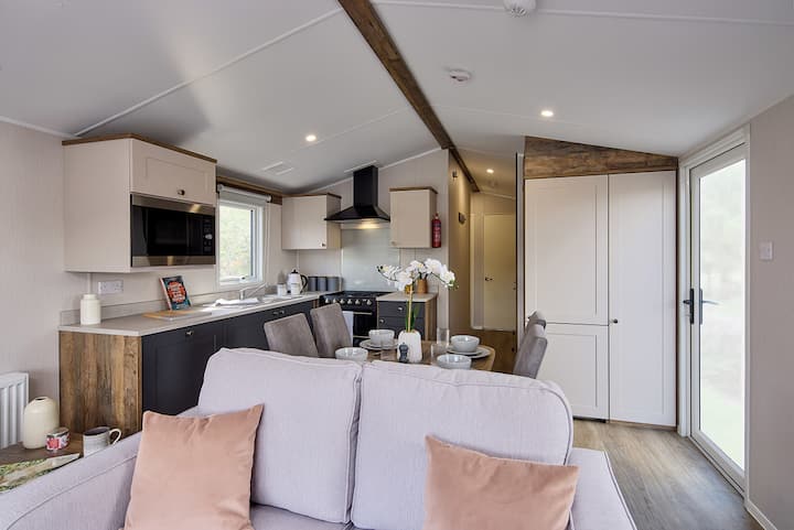 Woolly Woodland Retreat - Croyde