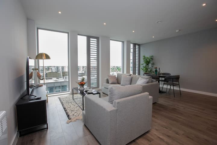 Spacious|city Condo|terrace|gym|parking|manchester - Salford