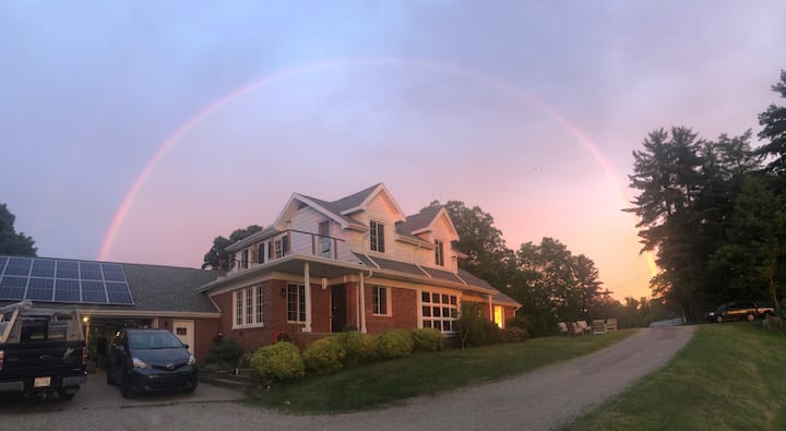 Sweet Petite Sunset Retreat - Athens, OH