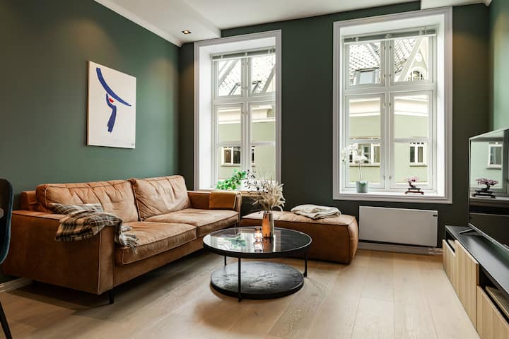 New! I Modern Comfort In The Heart Of Bergen - Bergen