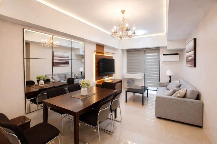 Becca’s Stylish 2-bedroom Unit @ Horizons 101 Cebu - Cebu City