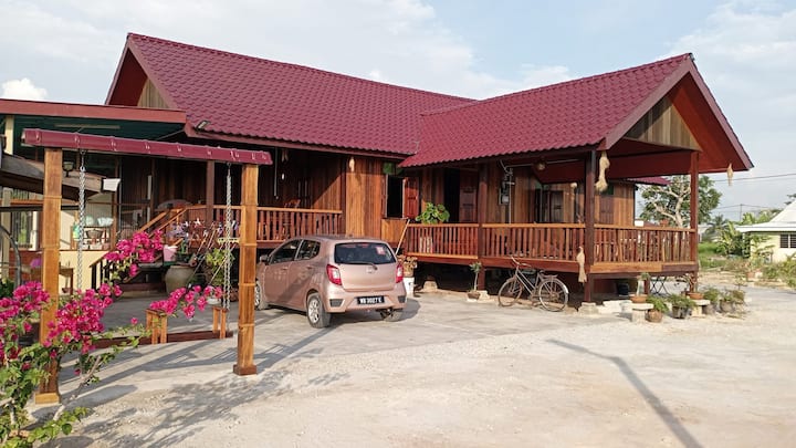 Rumah Sawah Tok Mat - Sekinchan