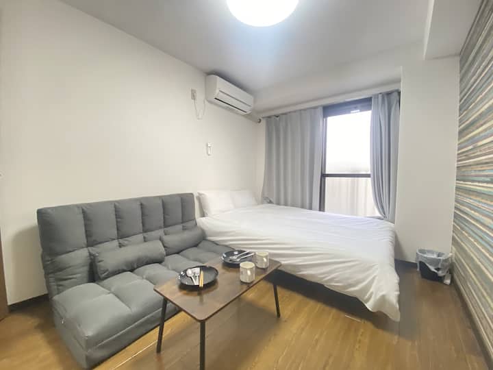 Openセール/難波駅、空港まで一駅 /2駅から近く移動に便利/長期割引有り/最大4人 - Osaka, Japan