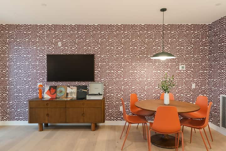 That 70s Chalet In The Mackenzie Village - Revelstoke