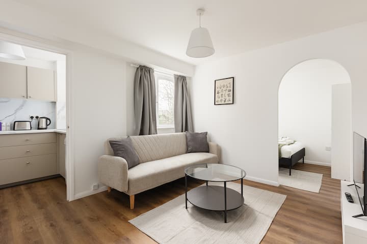New! Charming 1br Flat In Peaceful East Finchley - Londýn