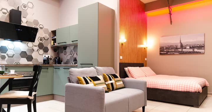 La Corte Del Melograno By Happyhostorino - Turin