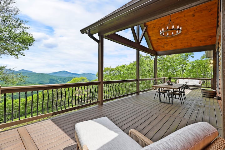 Breathtaking Views In The Blue Ridge Mountains - Boone, NC