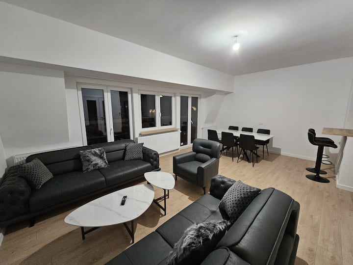 Charmant 2 Ch Lumineux Avec Balcon à Uccle - Uccle