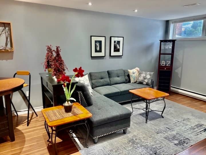 Stylish 2br Markham Suite | Free Parking & Wi-fi - Markham