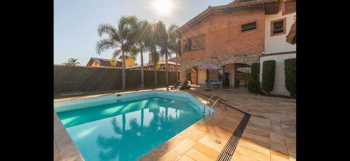 Casa Grande 5 Quartos, Piscina, Churras 18 Pessoas - Belo Horizonte