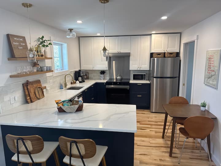 2 Bedroom - 1 Bath Apt In Portland Neighborhood - Portland, ME