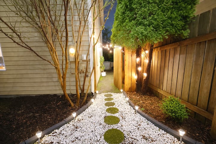 Cozy 2br/1ba Retreat Near Seward Park, Bus/train - Washington