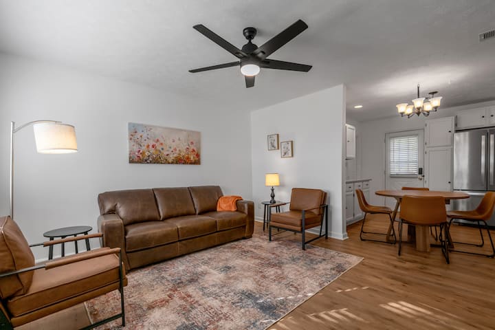 Newly Renovated 4 Bedroom 2 Bath Home For Rent. - Lexington, KY