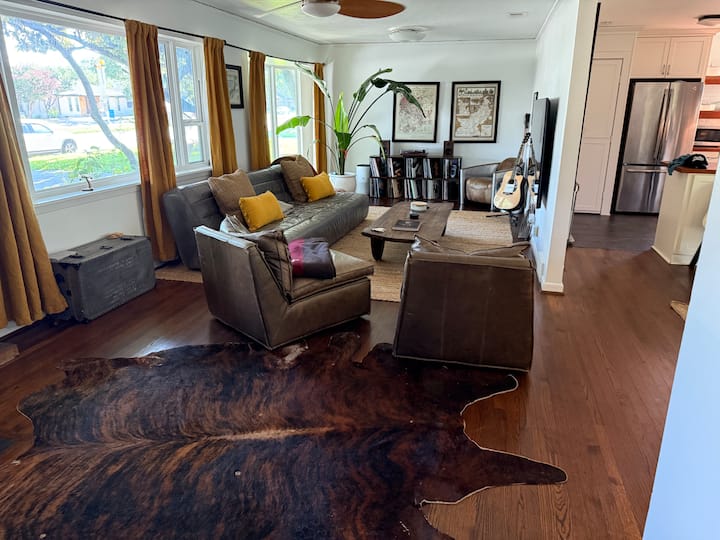 Stunning Mid-century Home! - Dallas, GA