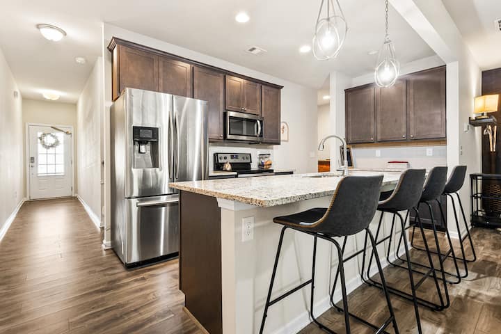 Charming 3br Home Near Airport & Downtown Atlanta! - Atlanta