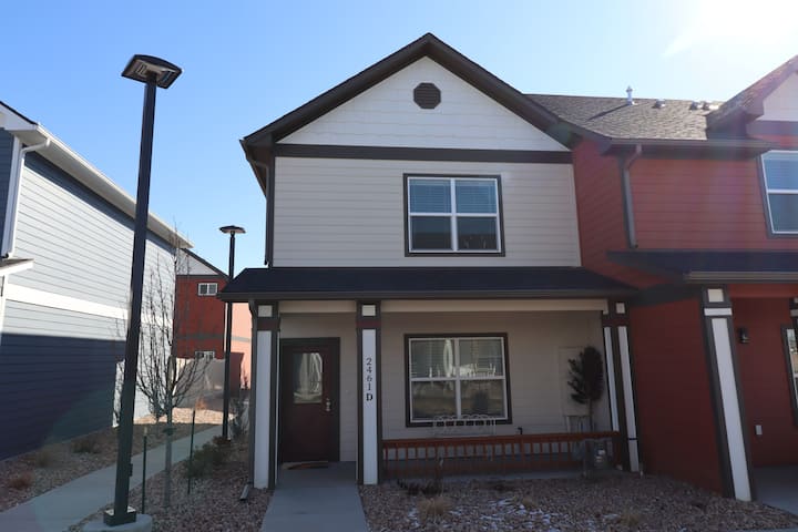 Beautiful Grand Jct Townhouse Near All Things Fun! - Grand Junction, CO