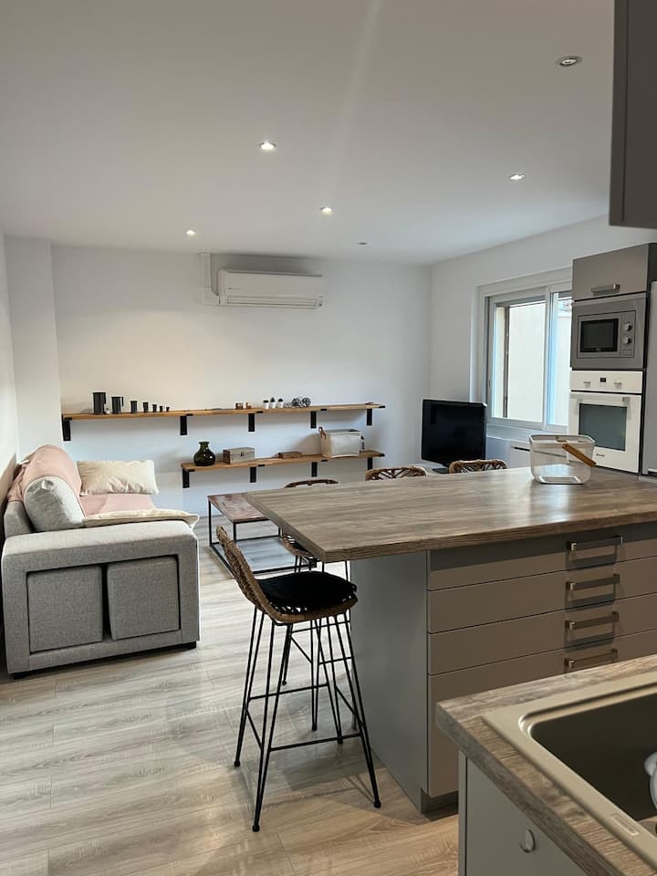 Appartement Maisonnette En Centre-ville - Fos-sur-Mer