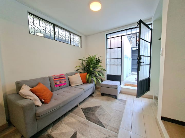 Sky Villa Quito’s Premier 6br Luxury Event Mansion - Quito
