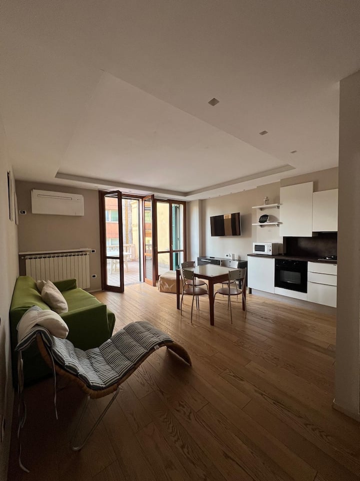 Appartamento Ristrutturato A Nuovo In Centro - Alassio