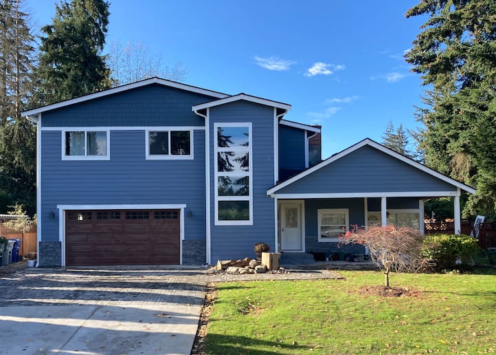 Spacious 2br Getaway - Bellevue, WA