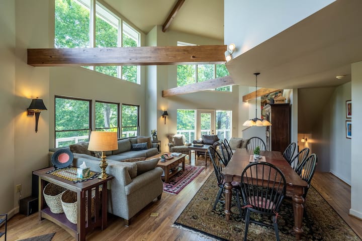 Lakefront Topsider: Private Dock & Panoramic Views - Lake James, NC