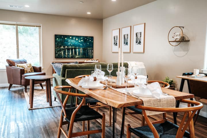 Blue Spruce Retreat In The Redwood Curtain! - Eureka, CA