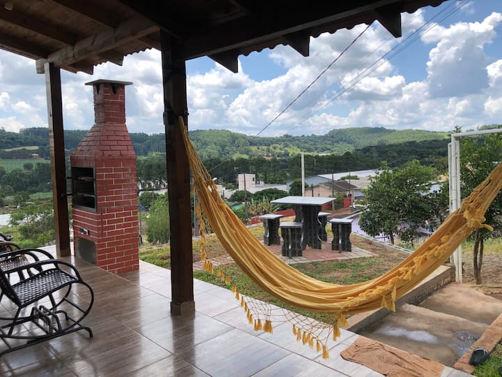 Casa Familiar, Aconchegante Em Bairro Tranquilo. - Chapecó