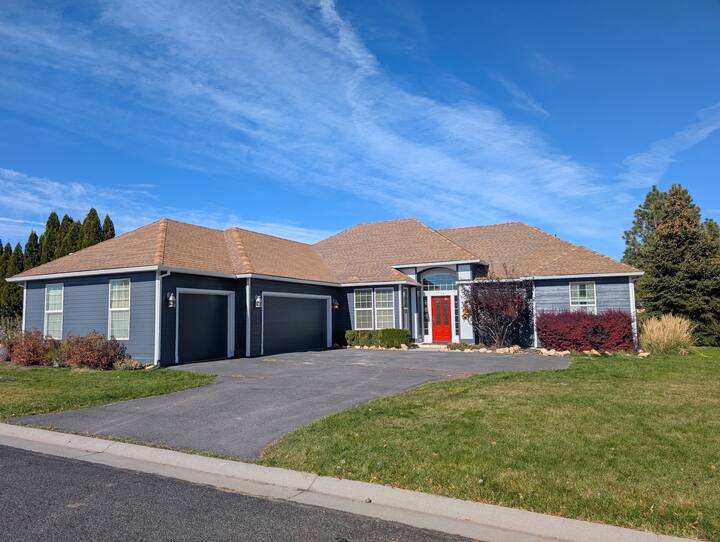 4-bedroom House Near Oit And Sky Lakes - Klamath Falls, OR