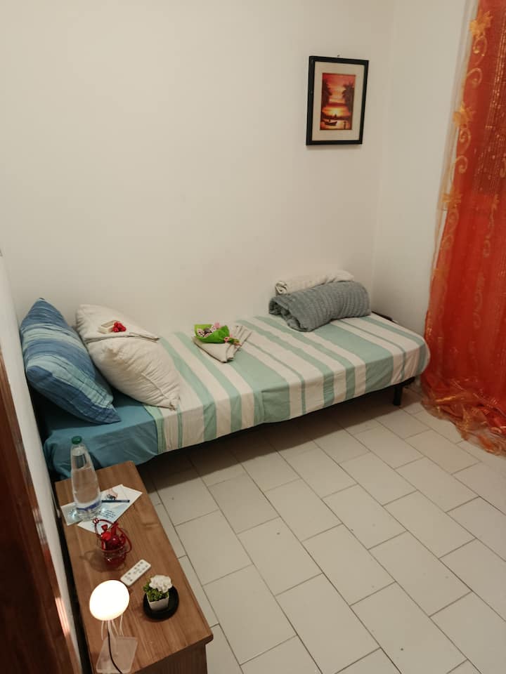 Piccola Oasi Di Pace Marina E Castelli Romani - Ardea